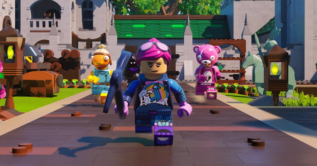 Playing with Friends in LEGO® Fortnite®